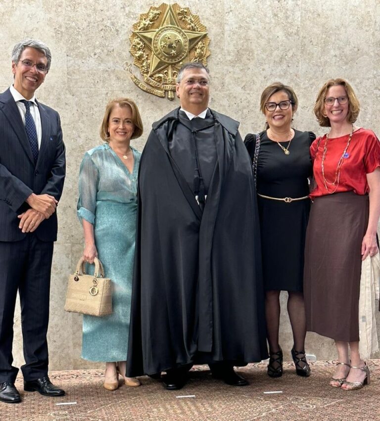 Presidente do TRF6 prestigia posse de Flávio Dino como novo ministro do ...