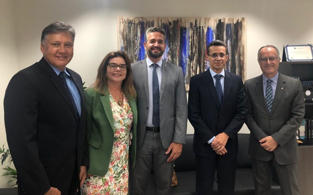Presidente do TRF6 realiza visita institucional à PRR6 - JUSTIÇA FEDERAL